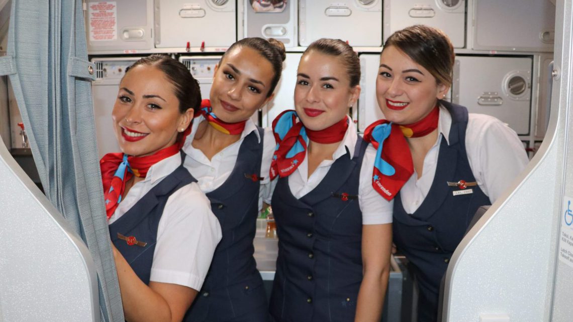 Yeni host ve hostesleri zorlayan 5 şey - Havacılık, Savunma, Uzay ve ...